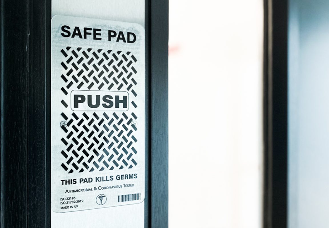 VERACO SAFE PAD™ CLEAR Antibacterial Push Pad