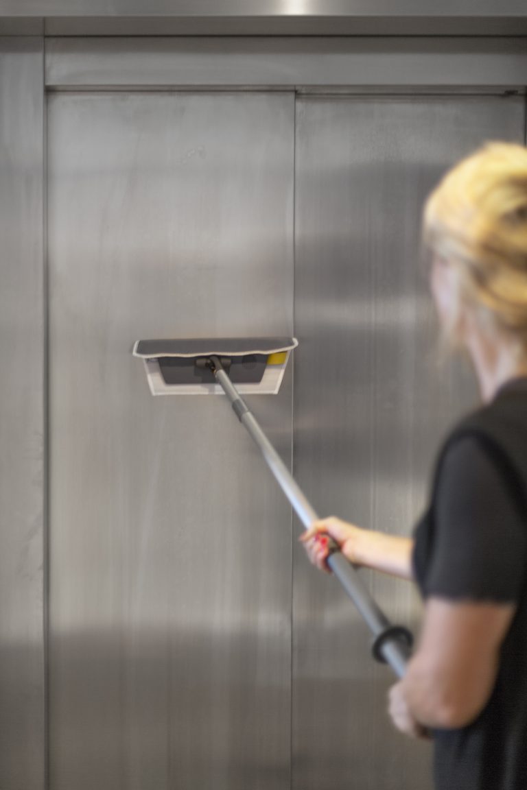 Easyshine Kit with Flexible Mop Frame - General Hygiene Supplies